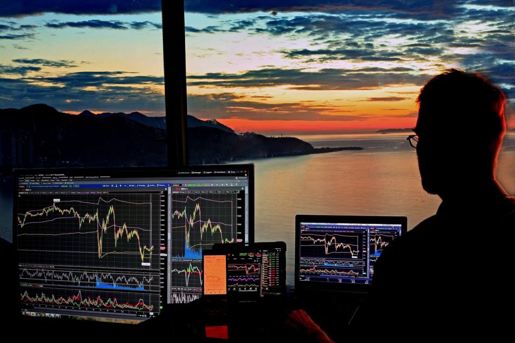 TradingView Alert: How to create a trade automatically?